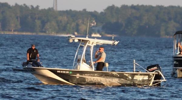 Boating & Enforcement | Lakeville MA